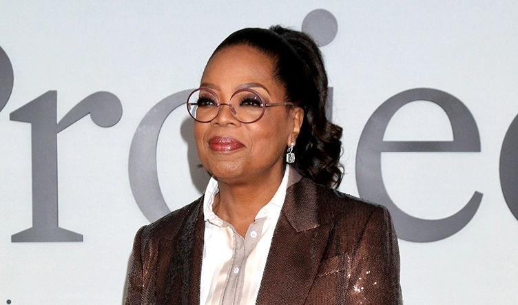 Oprah Hospitalized for 'Very Serious' Stomach Issues